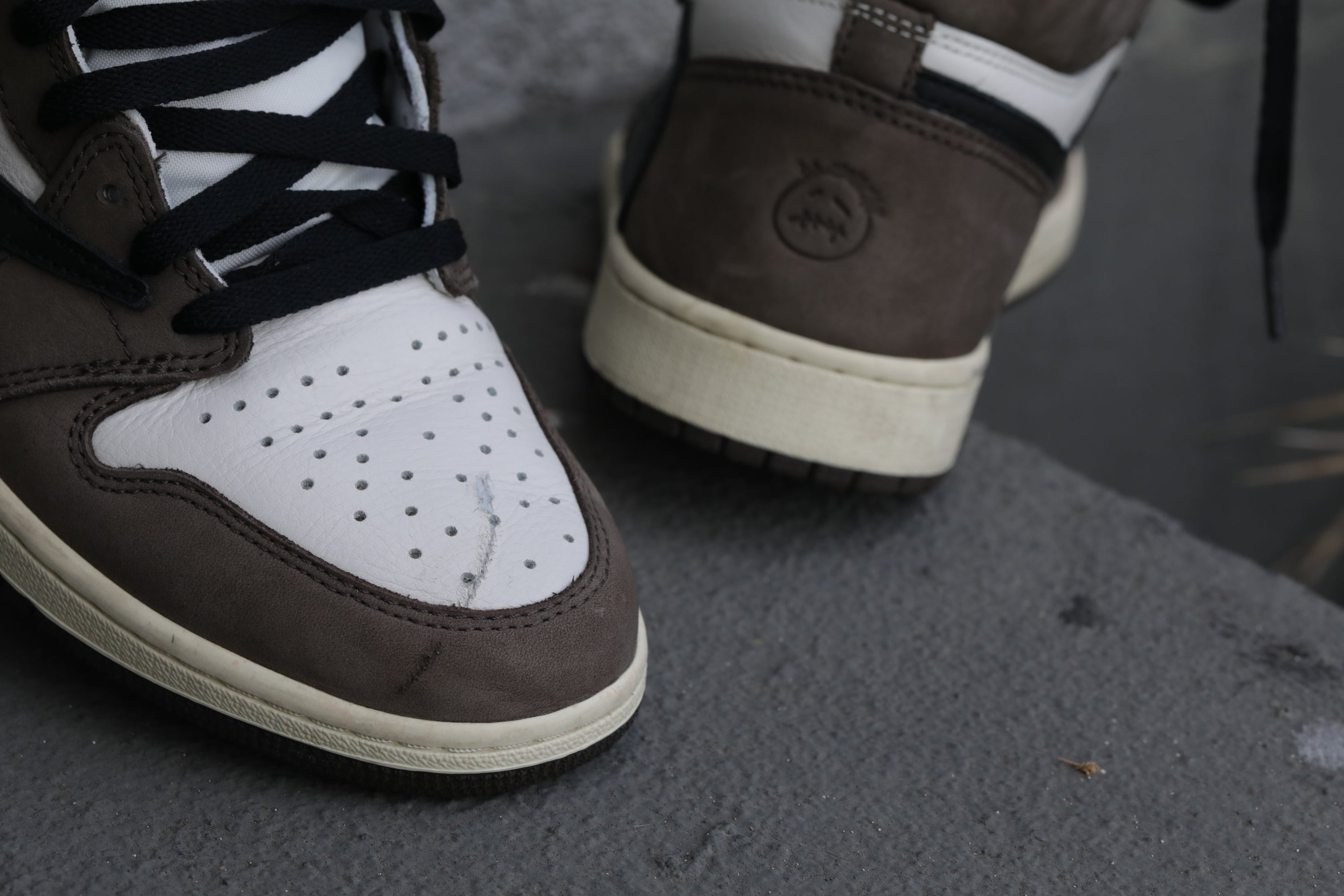 How to Repair Leather | Travis Scott Jordan 1 – Reshoevn8r